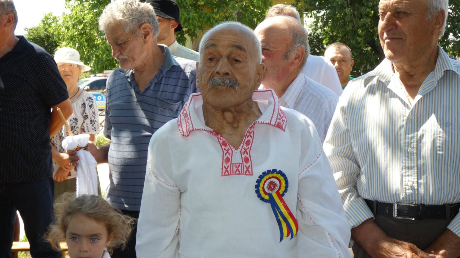 100 de ani de viaţă, 100 de ani de istorie! Veteran de război, omagiat ...