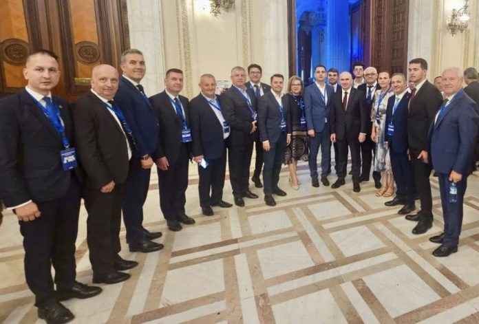 PNL și-a ales o nouă conducere / Ilie Bolojan, președinte ales, cu 4 ...